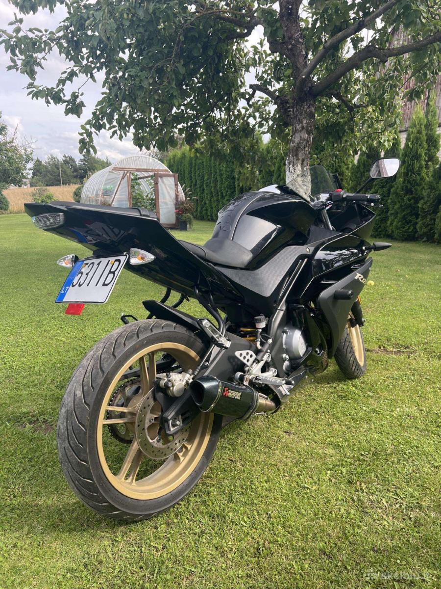 Melns Yamaha R 125 2010 Kelmė, ar dzinēja tilpumu 0.00 L un nobraukumu 45 tūkst. km par 1800 €, foto 1 vietnē AUTOMOTO.COM.LV
