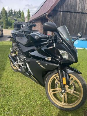 Melns Yamaha R 125 2010 Kelmė, ar dzinēja tilpumu 0.00 L un nobraukumu 45 tūkst. km par 1800 €, foto 3 vietnē AUTOMOTO.COM.LV