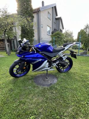 Синий Ямаха R 125 2017 в Шяуляй, объемом двигателя 0.13 л и пробегом 18 тыс. км за 3000 €, фото 4 на AUTOMOTO.COM.LV