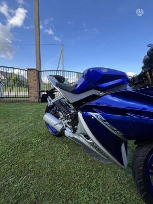 Синий Ямаха R 125 2017 в Шяуляй, объемом двигателя 0.13 л и пробегом 18 тыс. км за 3000 €, фото 9 на AUTOMOTO.COM.LV