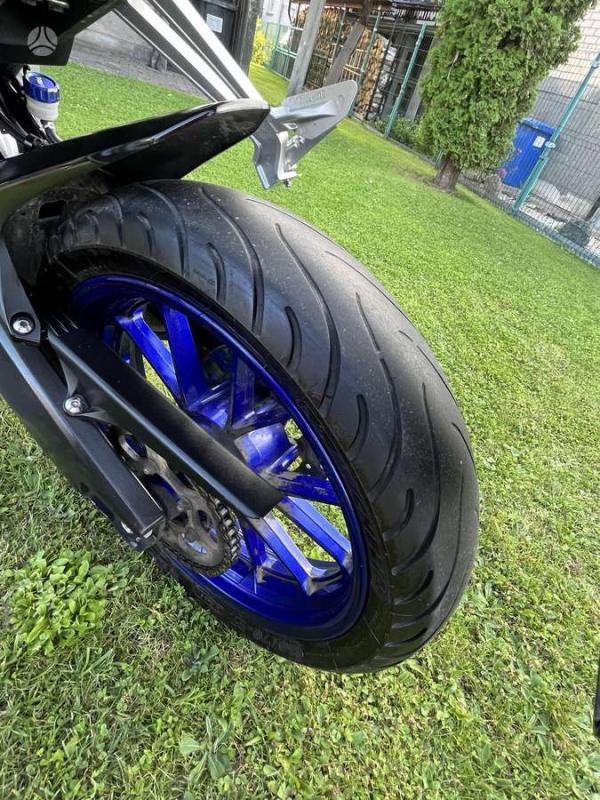 Blue Yamaha R 125 2017 in Siauliai, with an engine capacity of 0.13 L and mileage of 18 thousand km for 3000 €, photo 9 on AUTOMOTO.COM.LV