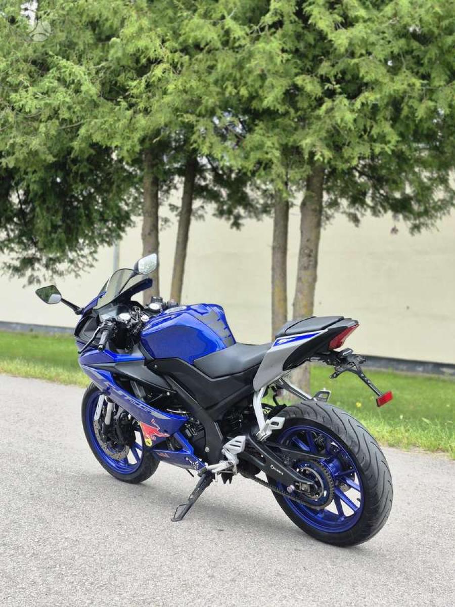 Blue Yamaha R 125 2020 in Prienai, with an engine capacity of 0.13 L and mileage of 24 thousand km for 3150 €, photo 6 on AUTOMOTO.COM.LV