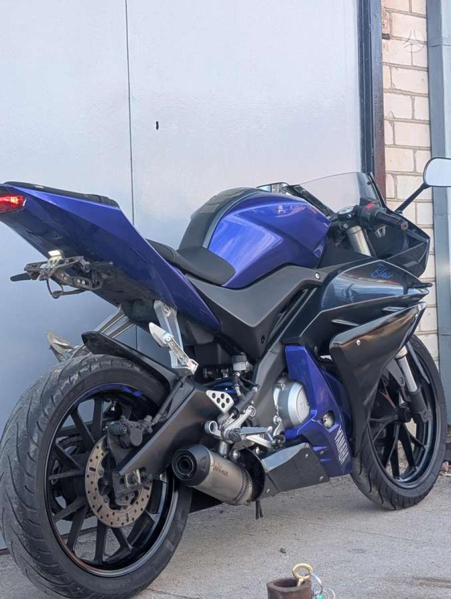 Ямаха R 125 2015 в Таураге, объемом двигателя 0.13 л и пробегом 17 тыс. км за 2550 €, фото 3 на AUTOMOTO.COM.LV