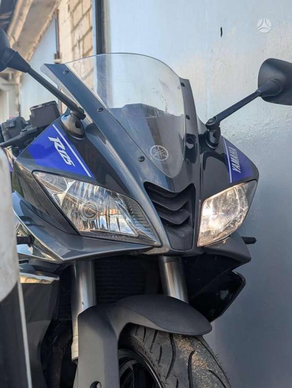 Yamaha R 125 2015 in Taurage, with an engine capacity of 0.13 L and mileage of 17 thousand km for 2550 €, photo 7 on AUTOMOTO.COM.LV