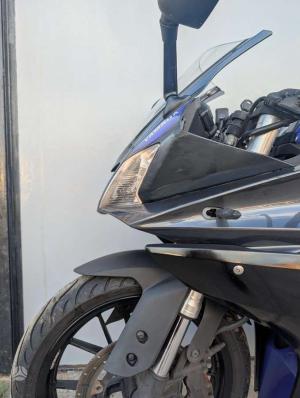 Ямаха R 125 2015 в Таураге, объемом двигателя 0.13 л и пробегом 17 тыс. км за 2550 €, фото 14 на AUTOMOTO.COM.LV