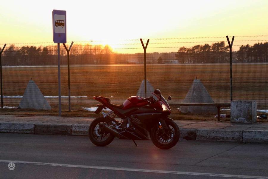Yamaha R 125 2018 in Palanga, with an engine capacity of 0.13 L and mileage of 26 thousand km for 3200 €, photo 1 on AUTOMOTO.COM.LV
