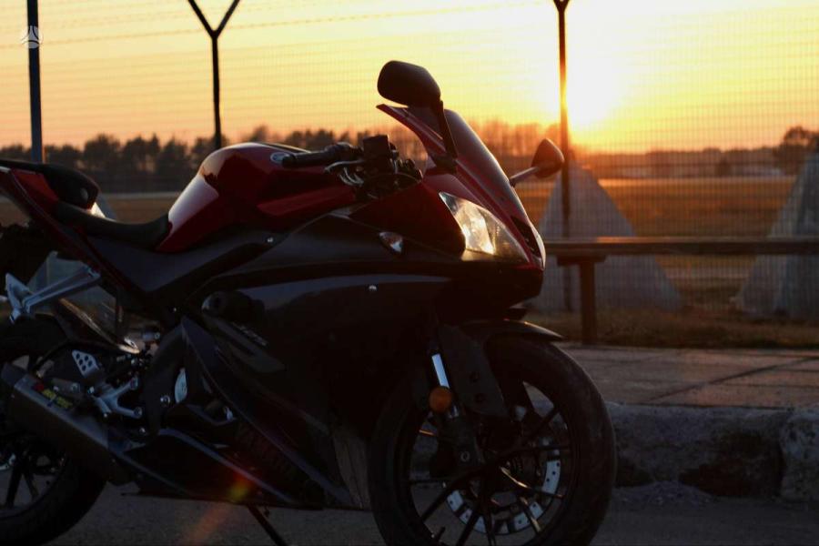 Yamaha R 125 2018 in Palanga, with an engine capacity of 0.13 L and mileage of 26 thousand km for 3200 €, photo 3 on AUTOMOTO.COM.LV