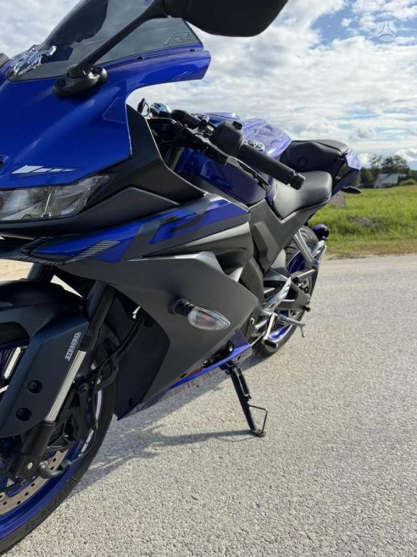 Yamaha R 125 2022 in Mazeikiai, with an engine capacity of 0.13 L and mileage of 9 thousand km for 4200 €, photo 5 on AUTOMOTO.COM.LV