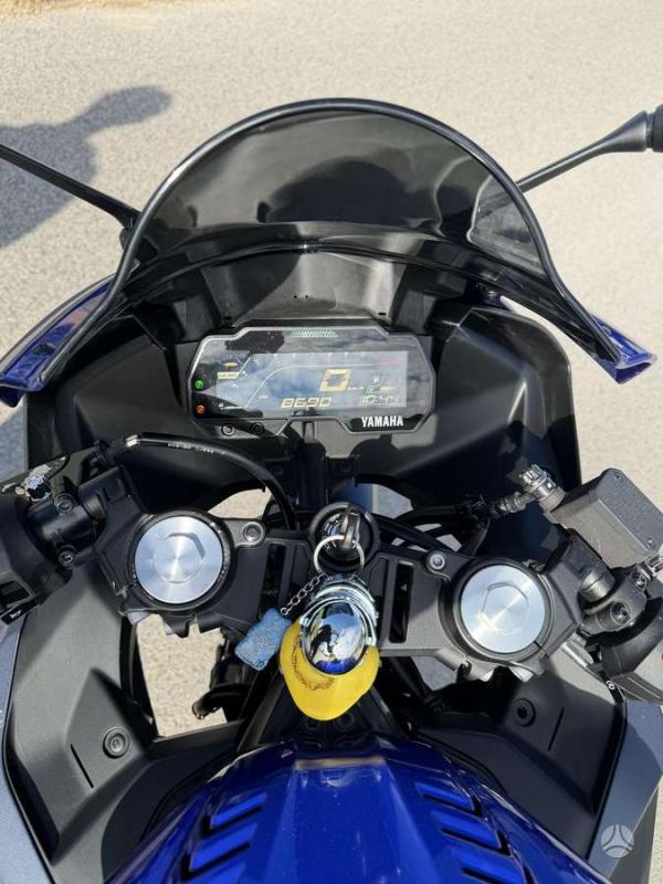 Yamaha R 125 2022 in Mazeikiai, with an engine capacity of 0.13 L and mileage of 9 thousand km for 4200 €, photo 10 on AUTOMOTO.COM.LV