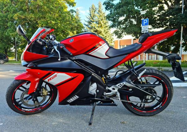 Red Yamaha R 125 2009 in Alytus, with an engine capacity of 0.13 L and mileage of 20 thousand km for 2050 €, photo 3 on AUTOMOTO.COM.LV