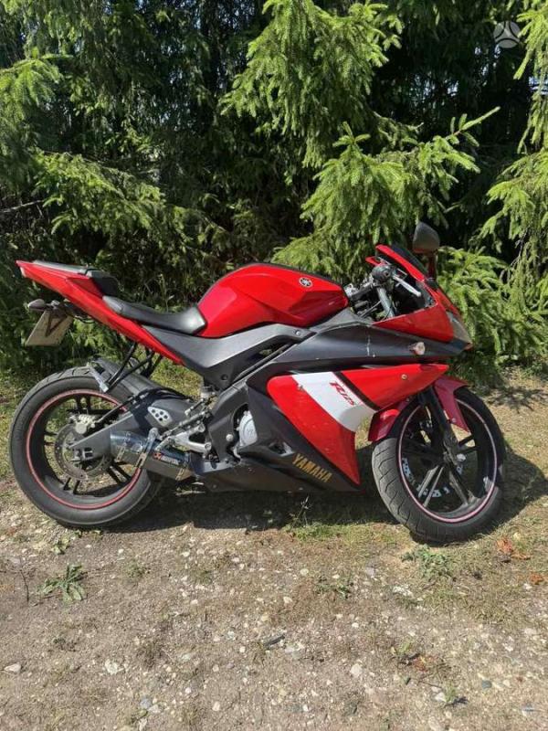 Sarkans Yamaha R 125 2010 Utena, ar dzinēja tilpumu 0.13 L un nobraukumu 50 tūkst. km par 1850 €, foto 4 vietnē AUTOMOTO.COM.LV