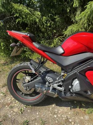Красный Ямаха R 125 2010 в Утена, объемом двигателя 0.13 л и пробегом 50 тыс. км за 1850 €, фото 6 на AUTOMOTO.COM.LV