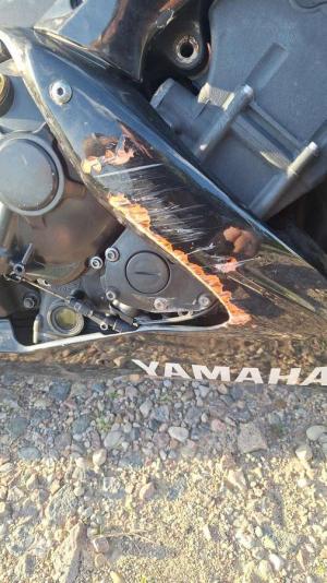 Melns Yamaha R1 2004 Viļņa, ar dzinēja tilpumu 1.00 L un nobraukumu 45 tūkst. km par 3700 €, foto 6 vietnē AUTOMOTO.COM.LV