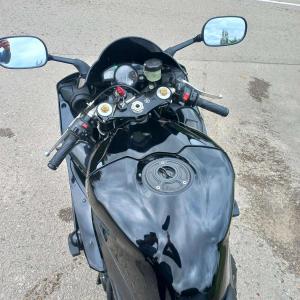 Black Yamaha R1 2007 in Silute, with an engine capacity of 1.00 L and mileage of 25 thousand km for 5600 €, photo 10 on AUTOMOTO.COM.LV