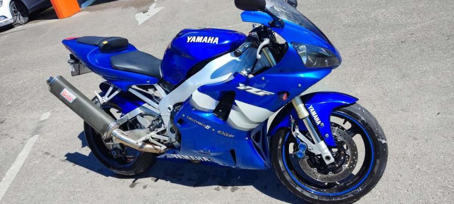 Zils Yamaha R1 2000 Klaipėda, ar dzinēja tilpumu 1.00 L un nobraukumu 77 tūkst. km par 2000 €, foto 6 vietnē AUTOMOTO.COM.LV