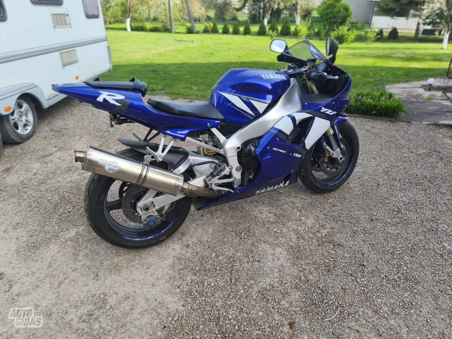 Синий Ямаха R1 2001 в Пасвалис, объемом двигателя 1.00 л и пробегом 0 тыс. км за 2450 €, фото 3 на AUTOMOTO.COM.LV