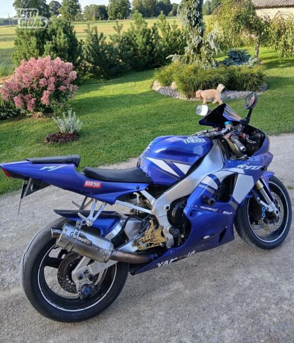 Zils Yamaha R1 2001 Šilalė, ar dzinēja tilpumu 1.00 L un nobraukumu 0 tūkst. km par 2000 €, foto 4 vietnē AUTOMOTO.COM.LV
