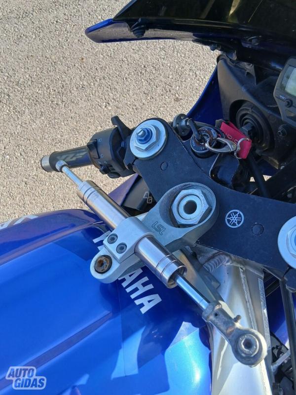 Zils Yamaha R1 2001 Šilalė, ar dzinēja tilpumu 1.00 L un nobraukumu 0 tūkst. km par 2000 €, foto 5 vietnē AUTOMOTO.COM.LV