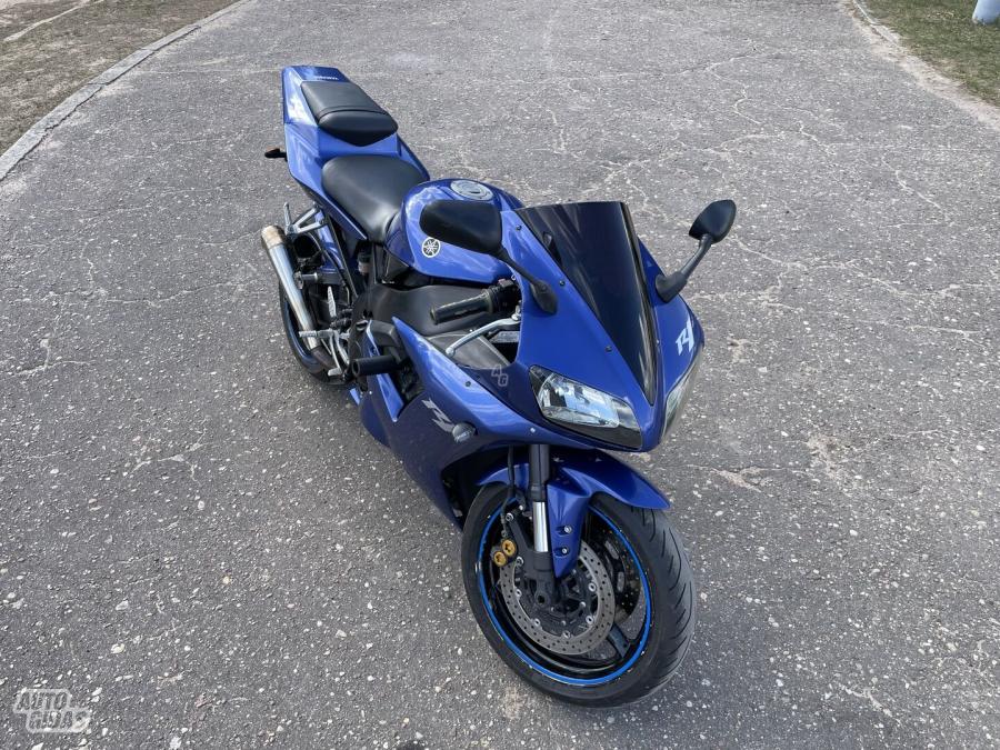 Zils Yamaha R1 2002 Kauņa, ar dzinēja tilpumu 1.00 L un nobraukumu 33 tūkst. km par 3399 €, foto 7 vietnē AUTOMOTO.COM.LV