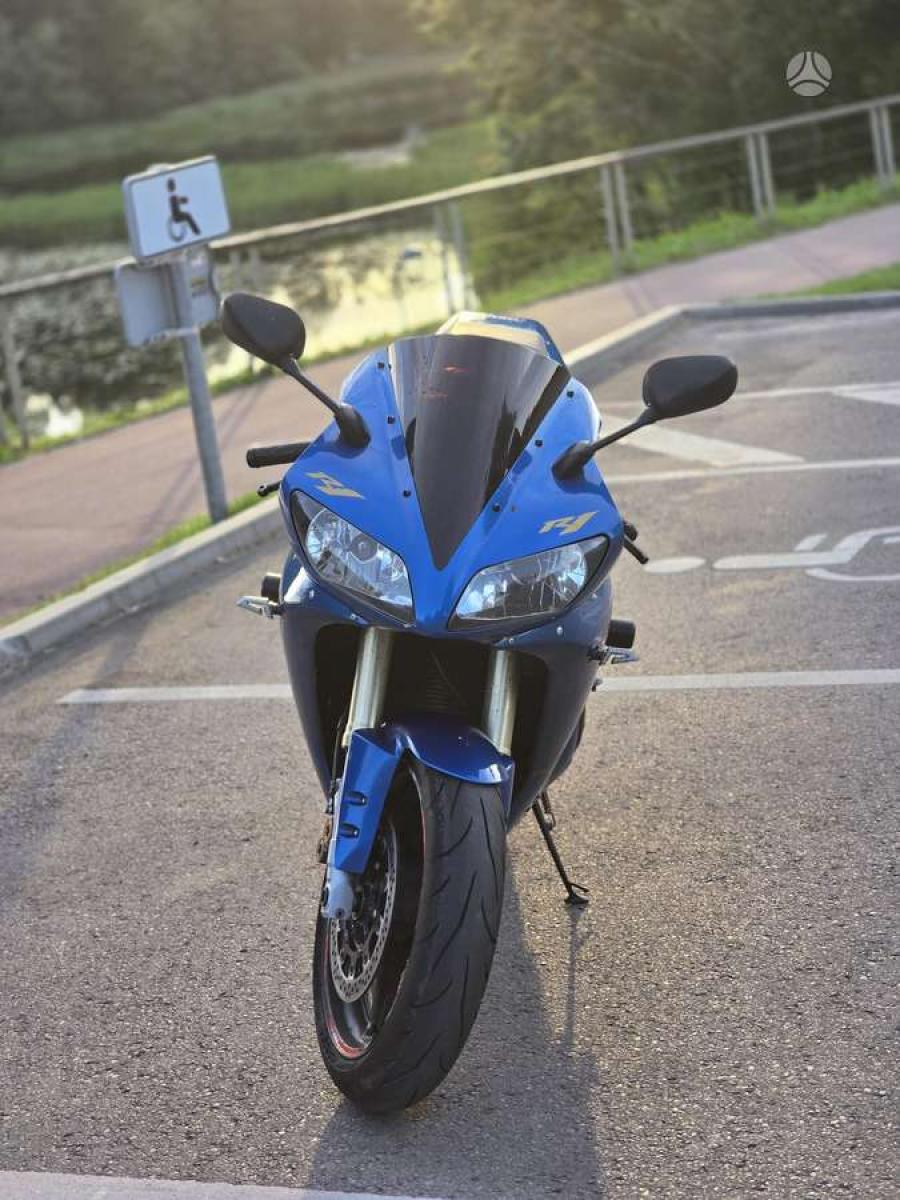Zils Yamaha R1 2003 Plungė, ar dzinēja tilpumu 1.00 L un nobraukumu 55 tūkst. km par 3325 €, foto 3 vietnē AUTOMOTO.COM.LV