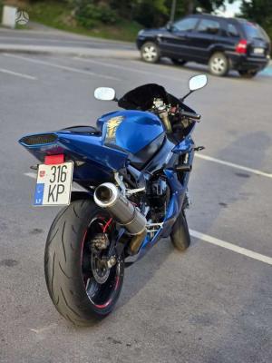 Zils Yamaha R1 2003 Plungė, ar dzinēja tilpumu 1.00 L un nobraukumu 55 tūkst. km par 3325 €, foto 6 vietnē AUTOMOTO.COM.LV