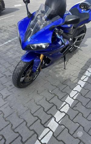 Blue Yamaha R1 2005 in Gargzdai, with an engine capacity of 1.00 L and mileage of 31 thousand km for 2500 €, photo  on AUTOMOTO.COM.LV