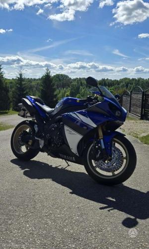 Blue Yamaha R1 2011 in Mazeikiai, with an engine capacity of 1.00 L and mileage of 36 thousand km for 7500 €, photo 5 on AUTOMOTO.COM.LV