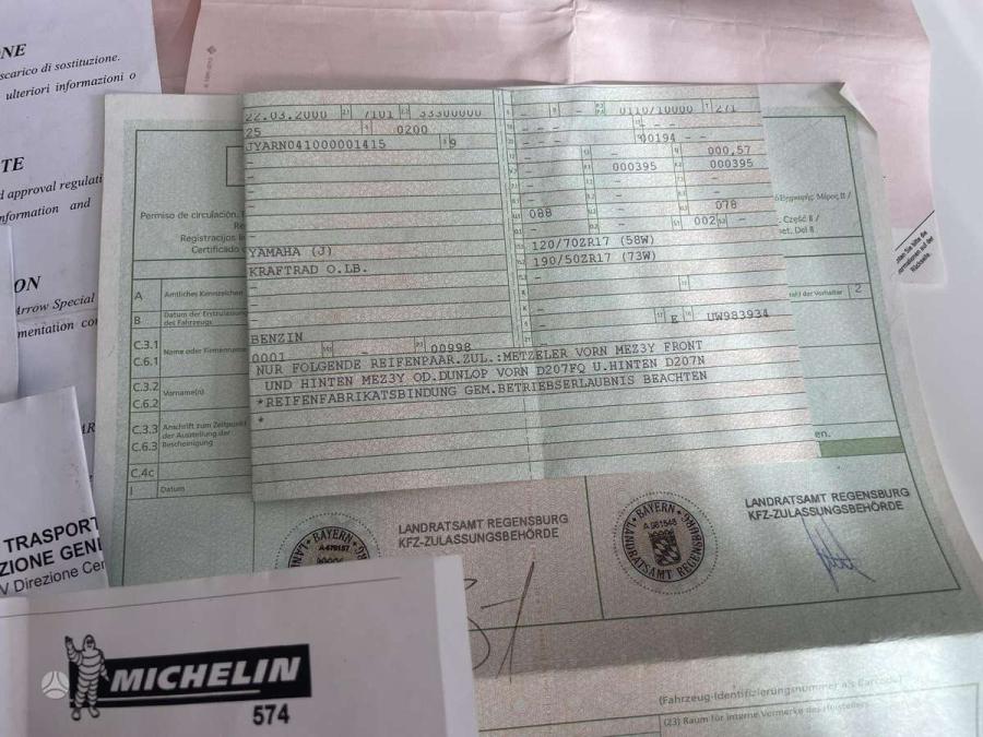 Серый Ямаха R1 2000 в Вильнюс, объемом двигателя 1.00 л и пробегом 33 тыс. км за 2890 €, фото 32 на AUTOMOTO.COM.LV