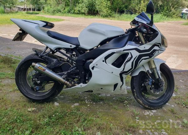 Yamaha R1 1999 in Jelgava on AUTOMOTO.COM.LV Yamaha R1 1999 in Jelgava, with an engine capacity of 1.00 L and mileage of 0 thousand km for 2000 €, photo 4 on AUTOMOTO.COM.LV