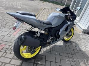 Yamaha R1 2000 Jelgava, ar dzinēja tilpumu 1.00 L un nobraukumu 0 tūkst. km par 2100 €, foto 7 vietnē AUTOMOTO.COM.LV