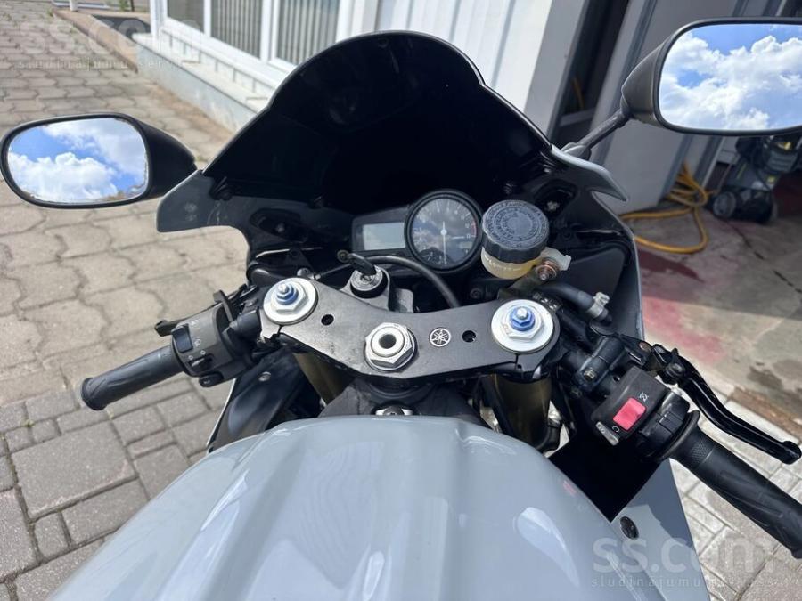 Yamaha R1 2000 Jelgava, ar dzinēja tilpumu 1.00 L un nobraukumu 0 tūkst. km par 2100 €, foto 9 vietnē AUTOMOTO.COM.LV