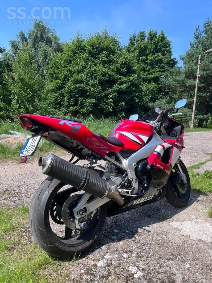 Ямаха R1 2001 в Лиепая, объемом двигателя 1.00 л и пробегом 0 тыс. км за 2850 €, фото 6 на AUTOMOTO.COM.LV