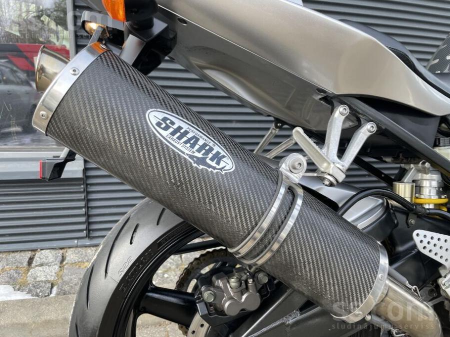 Ямаха R1 2002 в Рига, объемом двигателя 1.00 л и пробегом 0 тыс. км за 3699 €, фото 11 на AUTOMOTO.COM.LV