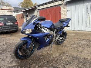 Yamaha R1 2002 in Kaunas, with an engine capacity of 1.00 L and mileage of 48 thousand km for 1150 €, photo  on AUTOMOTO.COM.LV