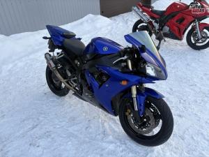 Yamaha R1 2002 in Kelme, with an engine capacity of 1.00 L and mileage of 57 thousand km for 1830 €, photo  on AUTOMOTO.COM.LV