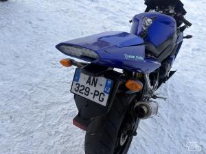 Yamaha R1 2002 in Kelme, with an engine capacity of 1.00 L and mileage of 57 thousand km for 1830 €, photo 14 on AUTOMOTO.COM.LV