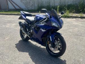 Ямаха R1 2002 в Вильнюс, объемом двигателя 1.00 л и пробегом 40 тыс. км за 3300 €, фото  на AUTOMOTO.COM.LV