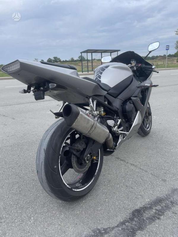 Yamaha R1 2002 Šauļi, ar dzinēja tilpumu 1.00 L un nobraukumu 79 tūkst. km par 2999 €, foto 3 vietnē AUTOMOTO.COM.LV
