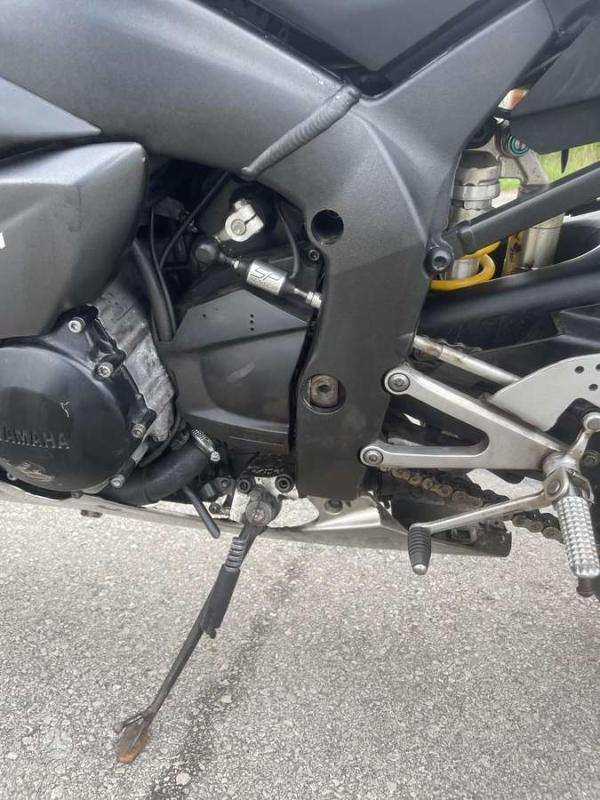 Yamaha R1 2002 Šauļi, ar dzinēja tilpumu 1.00 L un nobraukumu 79 tūkst. km par 2999 €, foto 6 vietnē AUTOMOTO.COM.LV