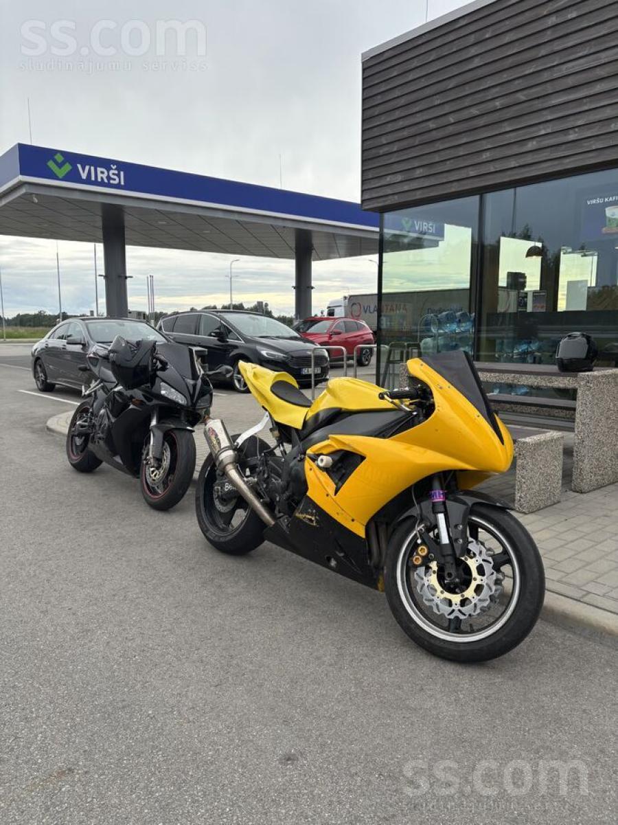 Yamaha R1 2003 in Riga, with an engine capacity of 1.00 L and mileage of 0 thousand km for 2200 €, photo 4 on AUTOMOTO.COM.LV