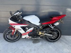 Yamaha R1 2003 in Kaunas, with an engine capacity of 1.00 L and mileage of 22 thousand km for 2999 €, photo  on AUTOMOTO.COM.LV