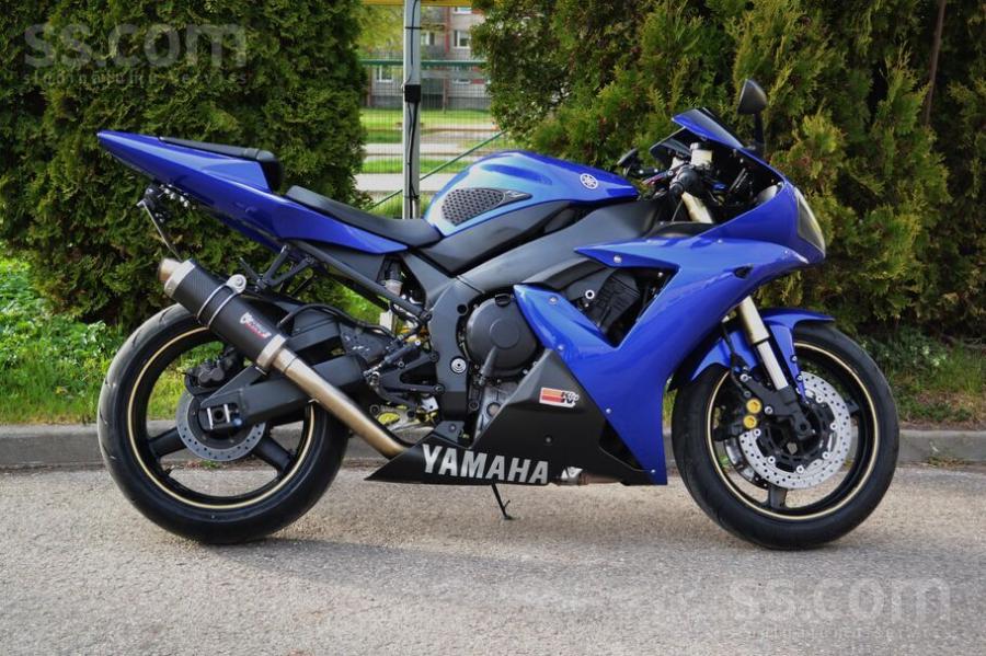 Yamaha R1 2004 in Jelgava, with an engine capacity of 1.00 L and mileage of 0 thousand km for 4850 €, photo 5 on AUTOMOTO.COM.LV