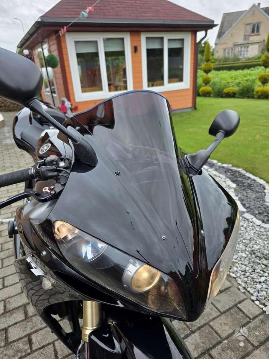 Yamaha R1 2004 in Kretinga, with an engine capacity of 1.00 L and mileage of 47 thousand km for 4600 €, photo 12 on AUTOMOTO.COM.LV