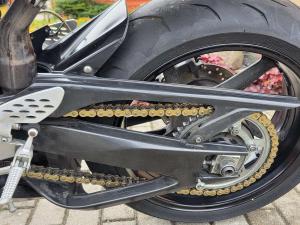 Yamaha R1 2004 in Kretinga, with an engine capacity of 1.00 L and mileage of 47 thousand km for 4600 €, photo 13 on AUTOMOTO.COM.LV