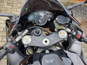 Yamaha R1 2004 in Kretinga, with an engine capacity of 1.00 L and mileage of 47 thousand km for 4600 €, photo 14 on AUTOMOTO.COM.LV