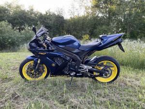 Yamaha R1 2004 Viļņa, ar dzinēja tilpumu 1.00 L un nobraukumu 32 tūkst. km par 3800 €, foto 5 vietnē AUTOMOTO.COM.LV