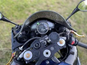 Yamaha R1 2004 Viļņa, ar dzinēja tilpumu 1.00 L un nobraukumu 32 tūkst. km par 3800 €, foto 8 vietnē AUTOMOTO.COM.LV