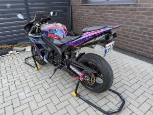 Yamaha R1 2004 in Klaipeda, with an engine capacity of 1.00 L and mileage of 36 thousand km for 5700 €, photo 6 on AUTOMOTO.COM.LV