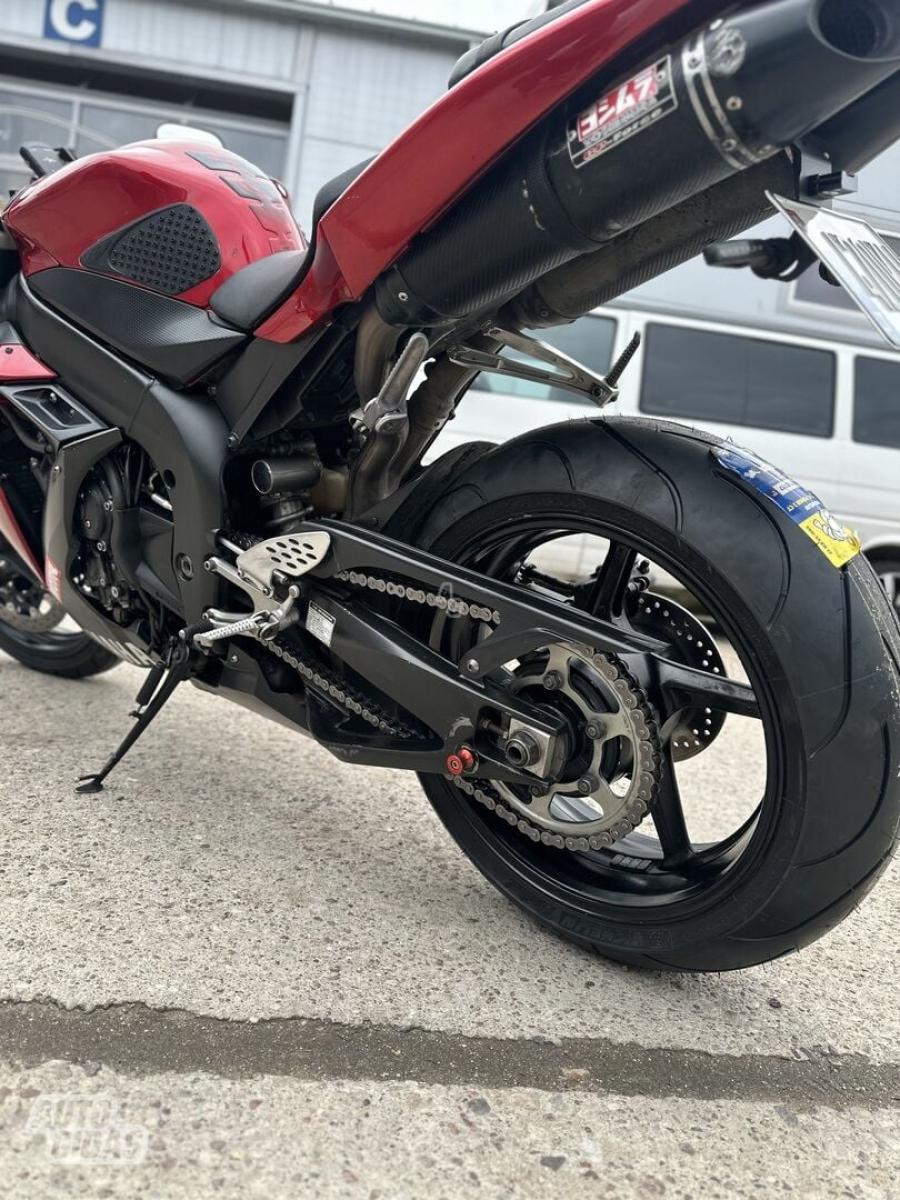 Yamaha R1 2004 Kauņa, ar dzinēja tilpumu 0.00 L un nobraukumu 0 tūkst. km par 4500 €, foto 4 vietnē AUTOMOTO.COM.LV