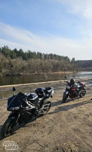 Yamaha R1 2005 Viļņa, ar dzinēja tilpumu 0.00 L un nobraukumu 0 tūkst. km par 3700 €, foto 5 vietnē AUTOMOTO.COM.LV